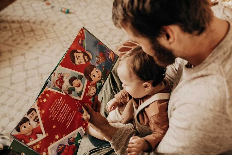 The Best Christmas Gift Idea For A 2 Year old Kid Hooray Heroes the-best-christmas-gift-idea-for-a-2-year-old-kid-hooray-heroes